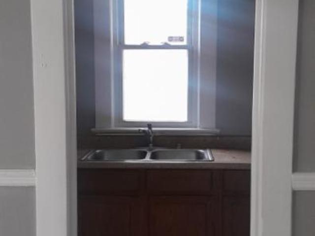 3 Br, 1 bath, Single Family 6153 Morton Ave