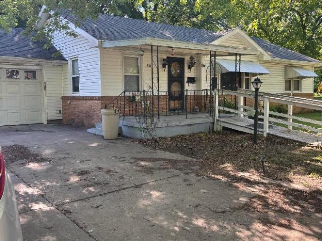 3 Br, 1 bath, Single Family 623 S Hill St