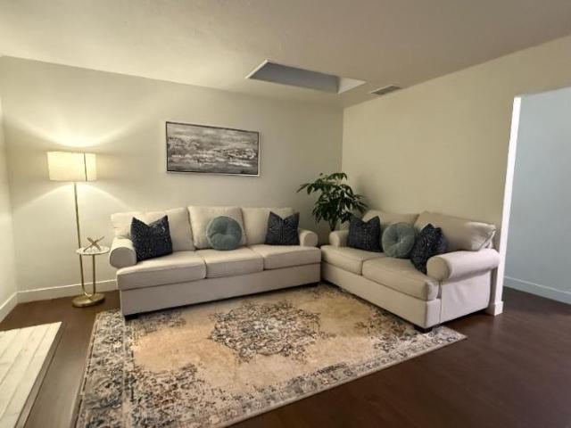 3 Br, 1 bath, Single Family 6225 Wildomar Way