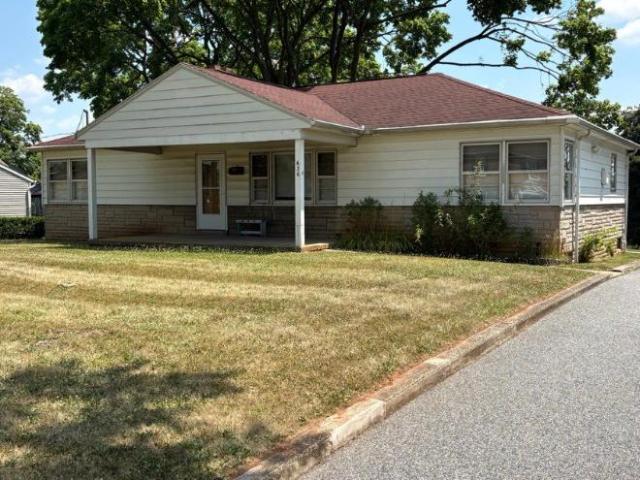 3 Br, 1 bath, Single Family 630 Vine Street