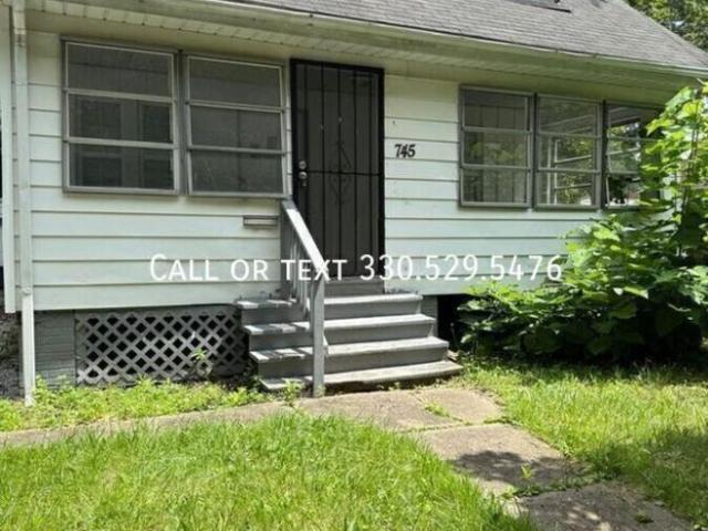 3 Br, 1 bath, Single Family 745 Noble Ave