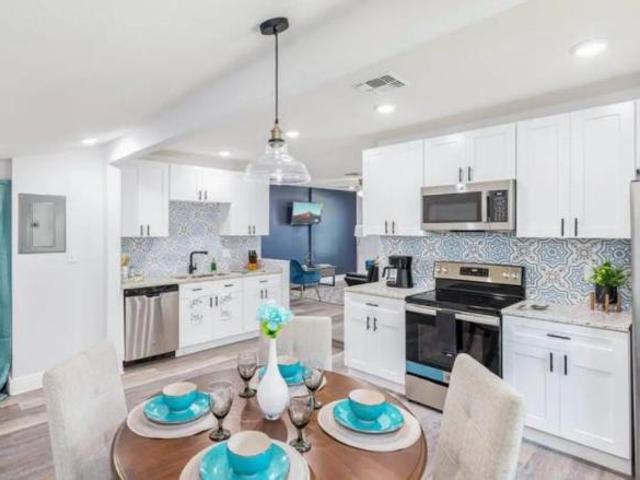 3 Br, 1 bath, Single Family 7508 Carolyn Ave