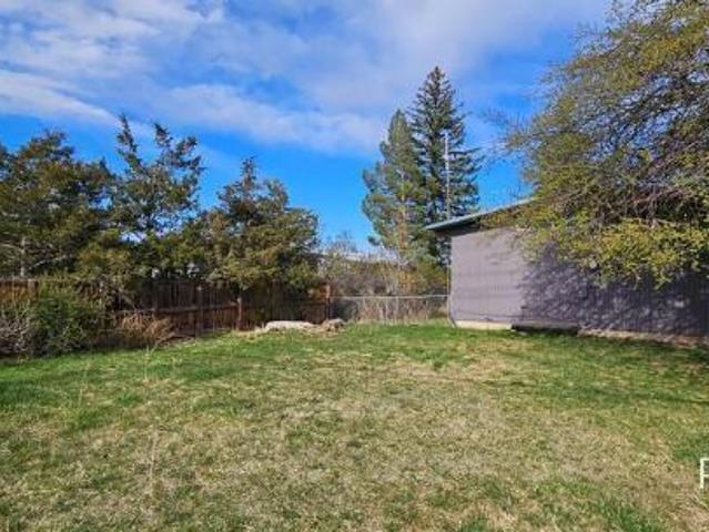 3 Br, 1 bath, Single Family 765 35th St