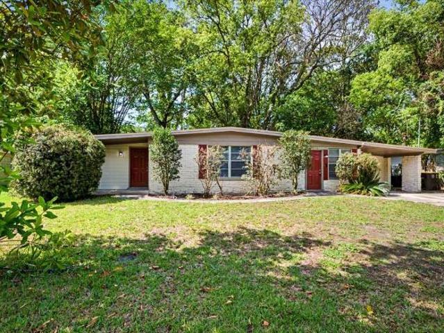 3 Br, 1 bath, Single Family 7010 Arques Road