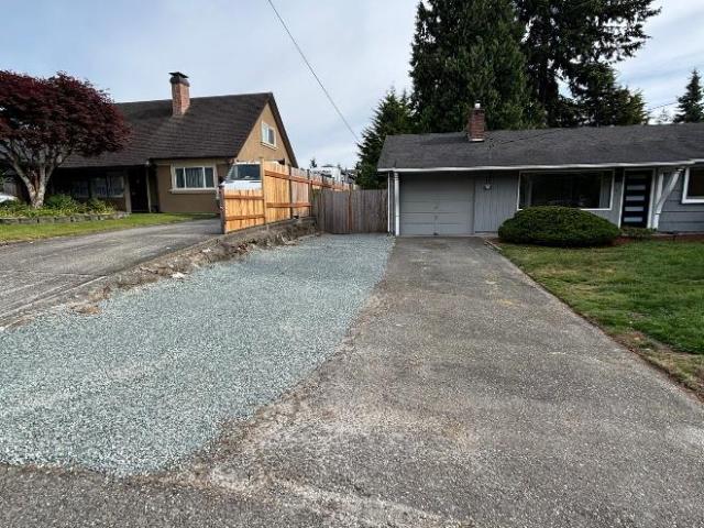 3 Br, 1 bath, Single Family 7104 193rd Pl SW