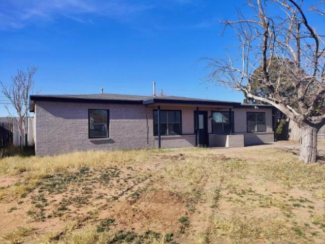 3 Br, 1 bath, Single Family 710 Ruby Dr