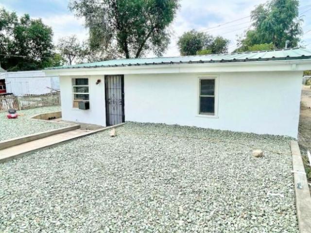 3 Br, 1 bath, Single Family 715 Utica Ave