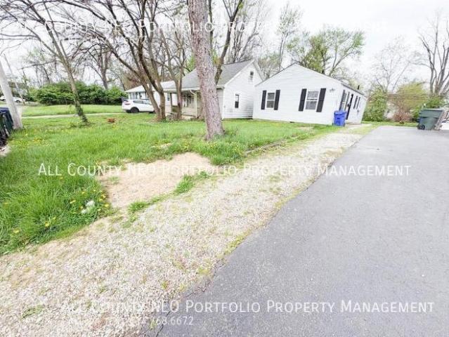 3 Br, 1 bath, Single Family 857 S Waverly St