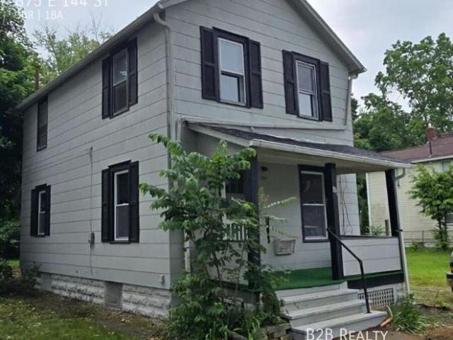3 Br, 1 bath, Single Family 875 E 144 St