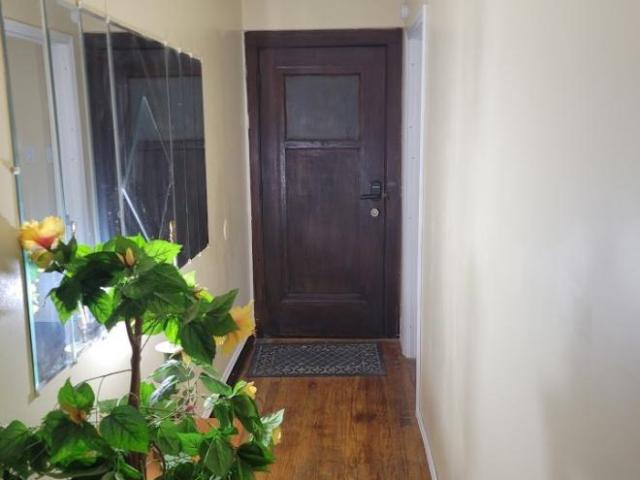3 Br, 1 bath, Single Family 8805 South Muskegon Avenue