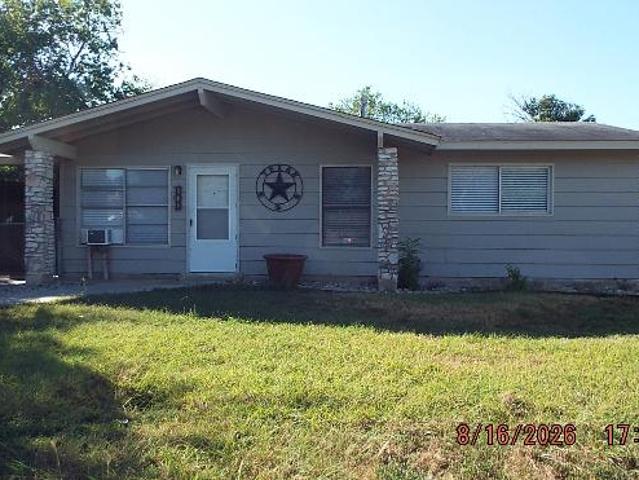 3 Br, 1 bath, Single Family 807 Stonegate