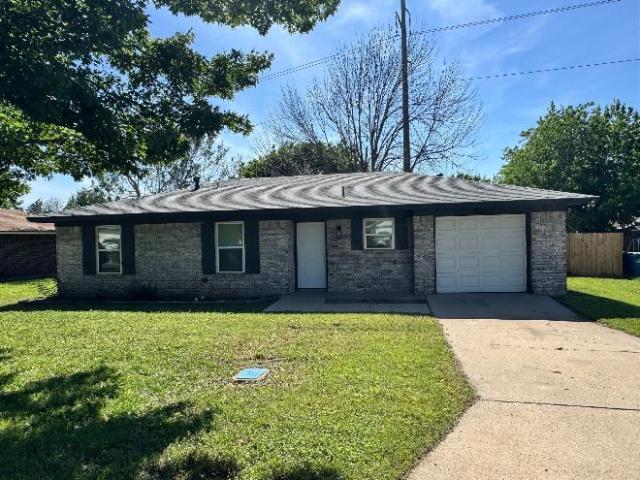 3 Br, 1 bath, Single Family 821 Vernon Ct