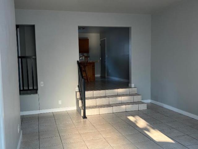 3 Br, 1 bath, Single Family 821 SW Bade Ave
