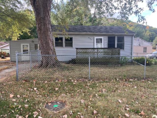 3 Br, 1 bath, Single Family 824 Meadow Ave