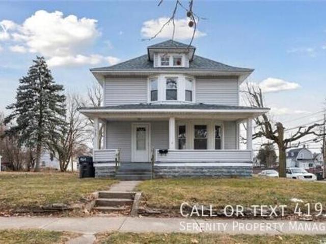 3 Br, 1 bath, Single Family 969 Berry