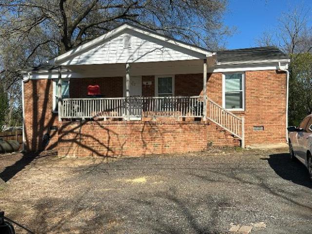 3 Br, 1 bath, Single Family 912 Plyler St
