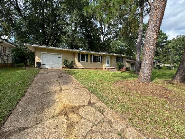 3 Br, 1 bath, Single Family 918 Stuart Street
