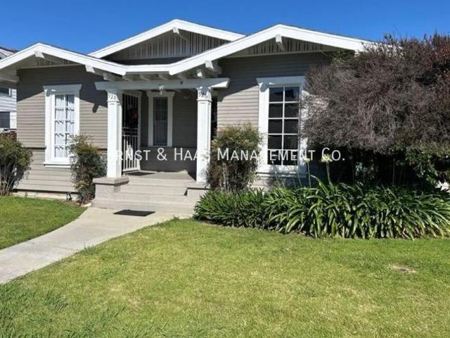 3 Br, 1 bath, Single Family 926 Newport Ave