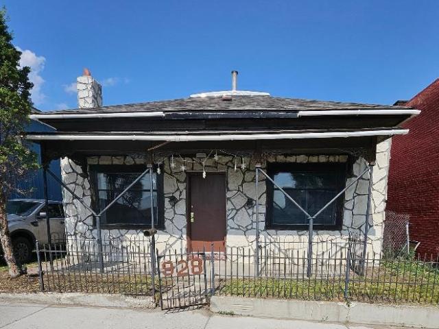 3 Br, 1 bath, Single Family 928 Utah Ave
