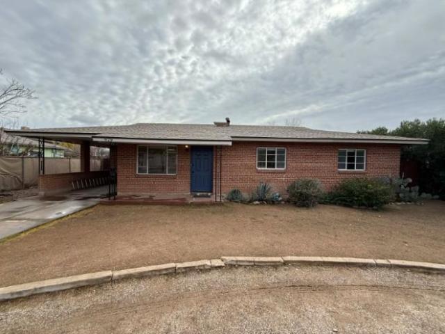 3 Br, 1 bath, Single Family 929 South 4th Avenue