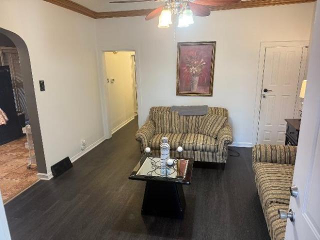 3 Br, 1 bath, Single Family 9 3rd Ave