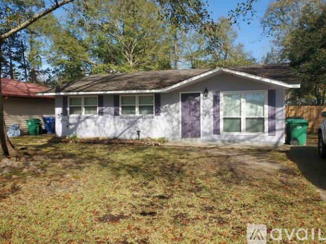 3 BR, 1 BA Apartment Martin Lane, Slidell, LA 70458