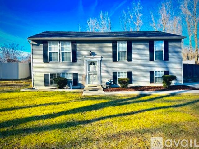 3 BR, 1 BA Apartment Basement Of 17306 Clairfield Lane, Upper Marlboro, MD 20772