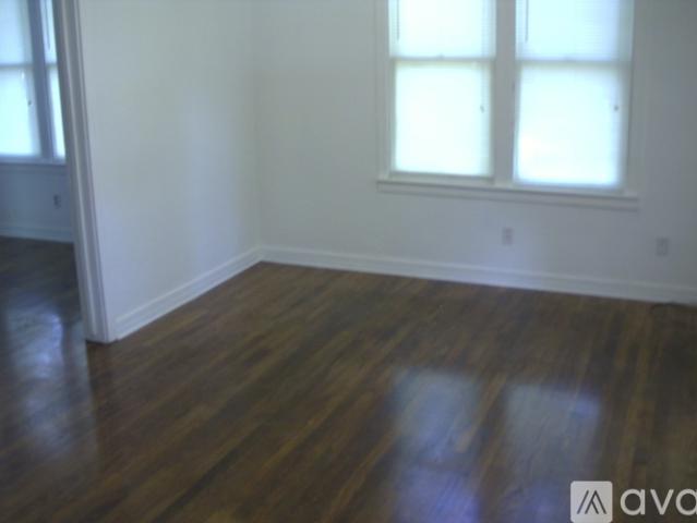 3 BR, 1 BA Apartment W 8th St, Taylor, TX 76574