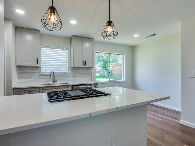 3 BR, 1 BA Apartment 14217 Carla Drive, Balch Springs, TX 75180