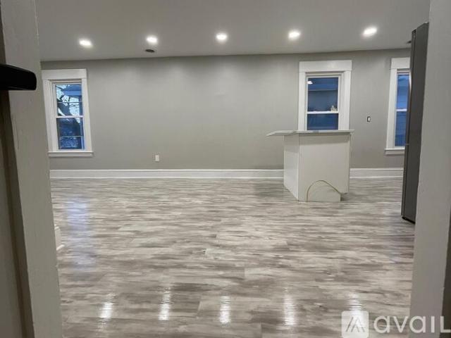 3 BR, 1 BA Apartment 1425 State St, Unit 2, Schenectady, NY 12304