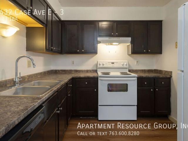 3 BR, 1 BA Apartment 1432 Case Ave E, St Paul, MN 55106
