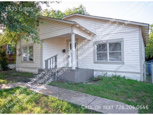 3 BR, 1 BA Apartment 1435 Gibbs, San Antonio, TX 78202