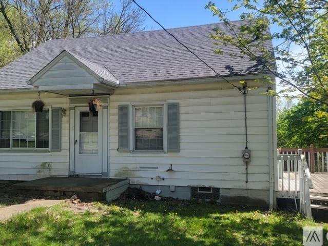 3 BR, 1 BA Apartment 1450 Newton St, Akron, OH 44305