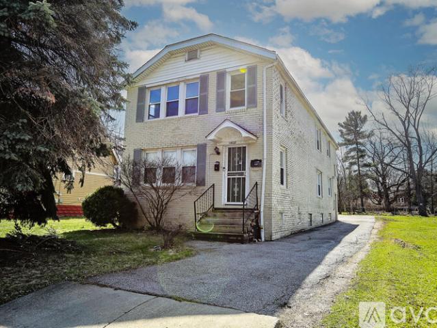 3 BR, 1 BA Apartment 14628 Granger Rd, Unit 2, Maple Heights, OH 44137