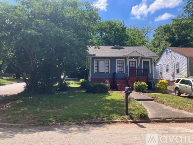 3 BR, 1 BA Apartment 149 Clay St SE, Atlanta, GA 30317