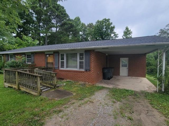 3 BR, 1 BA Apartment 1508 Holladay Rd, Cookeville, TN 38506