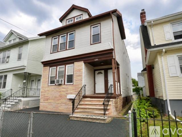 3 BR, 1 BA Apartment 150 Columbia Ave, Unit 2, Newark, NJ 07106