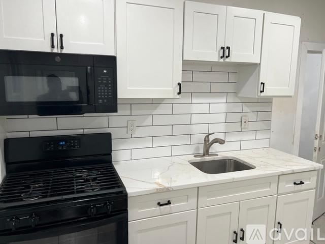 3 BR, 1 BA Apartment 150 Court Street, Unit 1, Elizabeth, NJ 07206