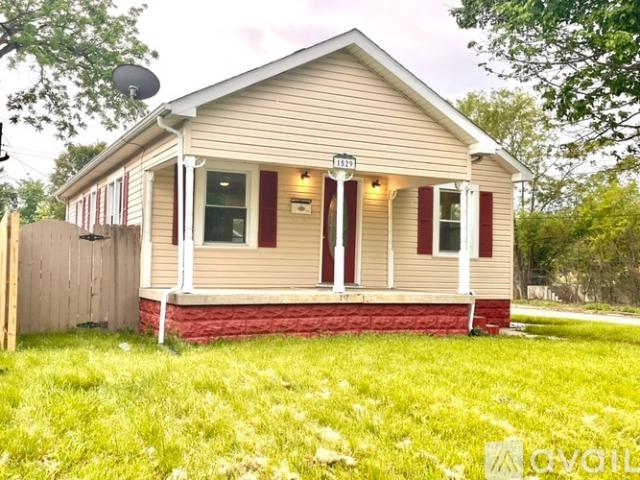 3 BR, 1 BA Apartment 1529 W 2nd St, Anderson, IN 46016