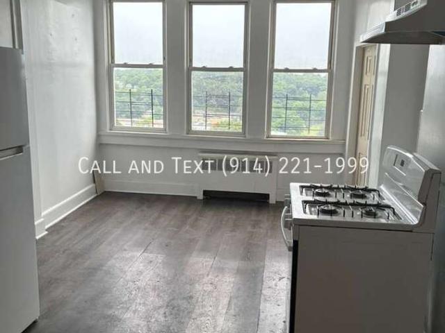 3 BR, 1 BA Apartment 152 Ridge Ave, Yonkers, NY 10703