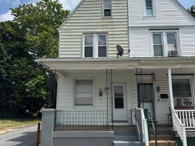3 BR, 1 BA Apartment 154 East Conestoga St, Steelton, PA 17113