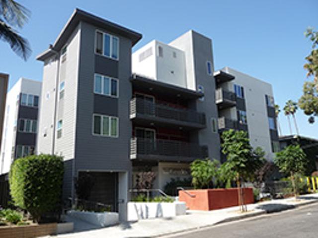 3 BR, 1 BA Apartment 1555 N. Gordon Street, Los Angeles, CA 90028