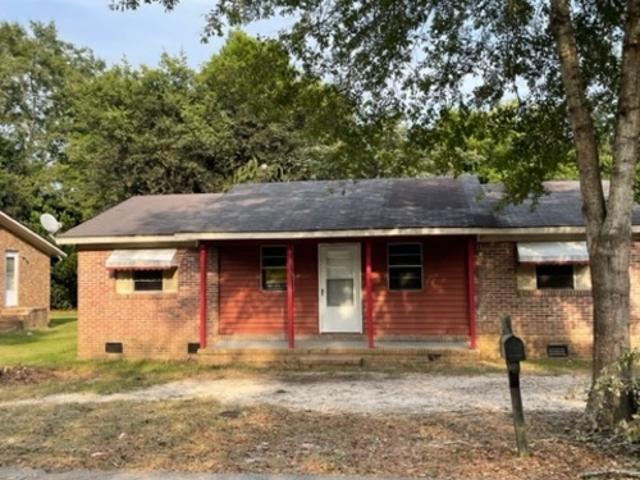3 BR, 1 BA Apartment 155 Canna Street, Barnwell, SC 29812