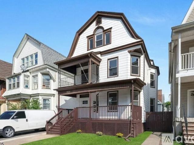 3 BR, 1 BA Apartment 158 N 18th St, Unit 1, East Orange, NJ 07017
