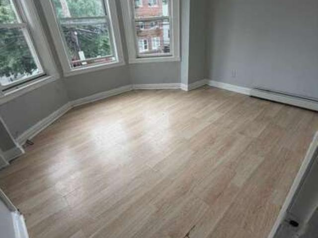 3 BR, 1 BA Apartment 158 Parker St, Unit 2, Newark, NJ 07104
