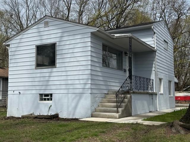 3 BR, 1 BA Apartment 15 W York St, Akron, OH 44310