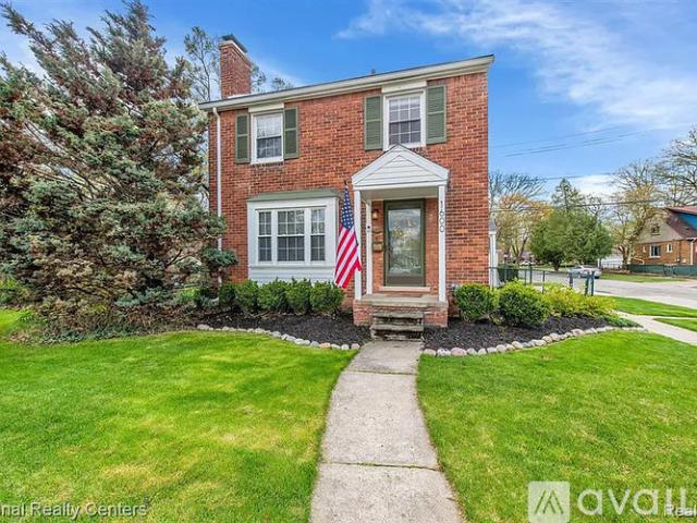 3 BR, 1 BA Apartment 1600 East 4th Street, Royal Oak, MI 48067
