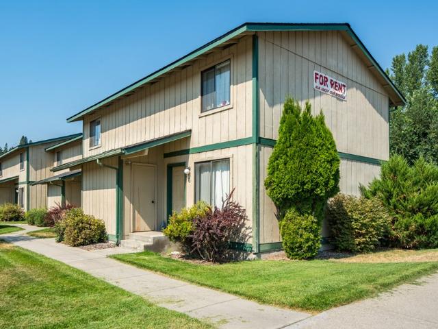 3 BR, 1 BA Apartment 1600 W 7th St, Newport, WA 99156