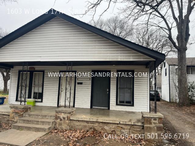 3 BR, 1 BA Apartment 1603 W Long 17th Street, North Little Rock, AR 72114