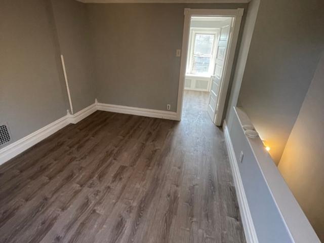 3 BR, 1 BA Apartment 1611 1 2 West Allen Street, Unit Second and third floor apartment unit two, Allentown, PA 18102